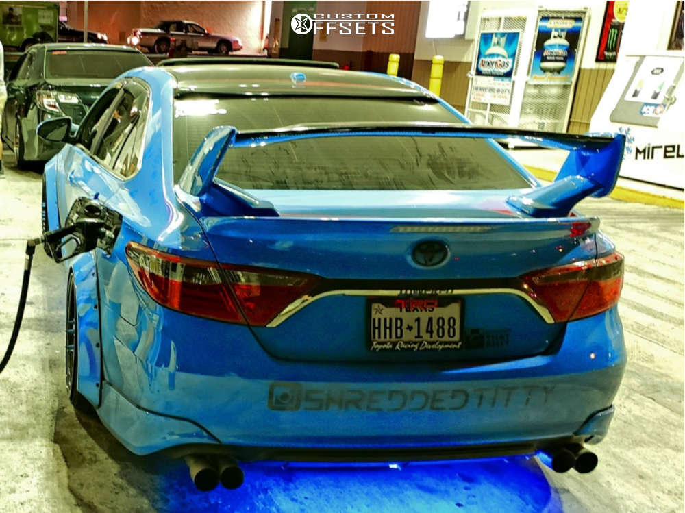 2016 Toyota Camry with 19x9.5 22 ESR Sr06 and 215/35R19 Achilles Atr ...