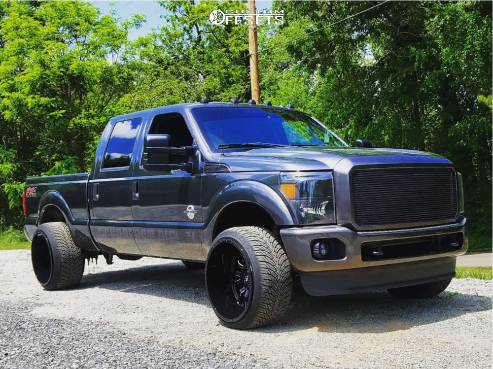 2016 Ford F-250 Super Duty with 24x14 -75 Fuel Sledge and 305/35R24 ...