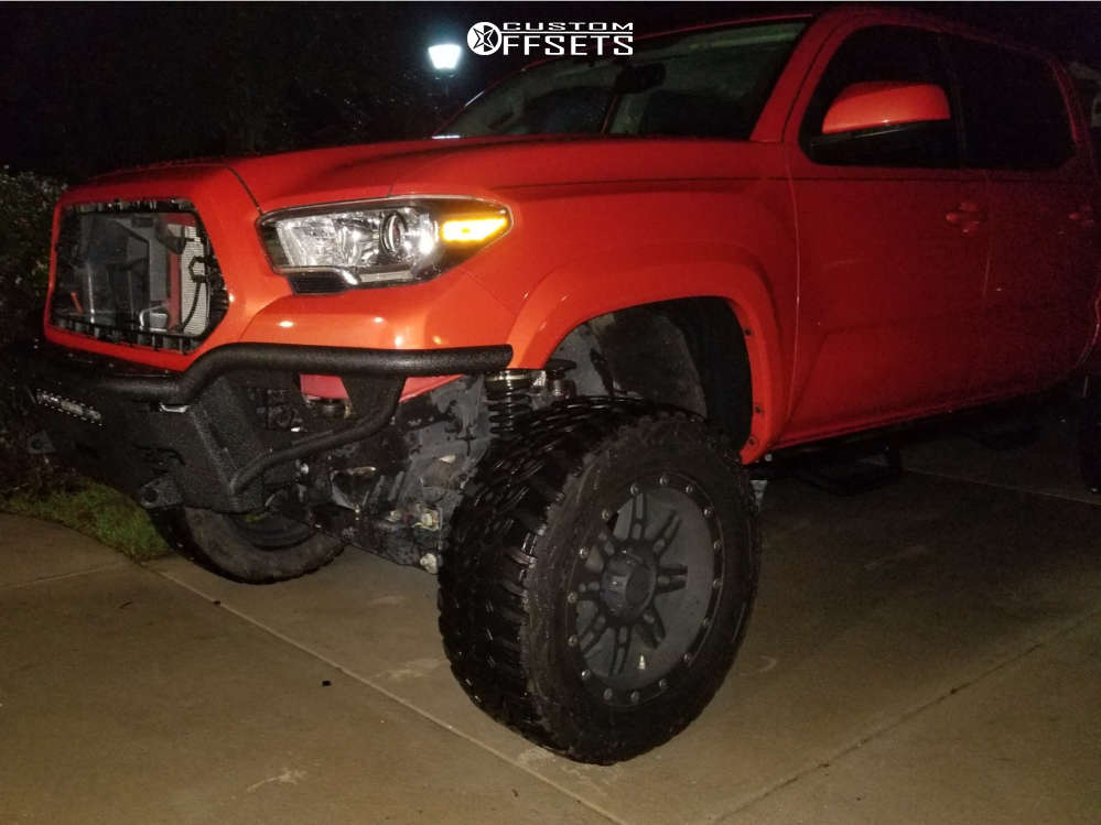 2017 Toyota Tacoma with 20x9 0 Pro Comp Series 31 and 35/12.5R20 Pro ...
