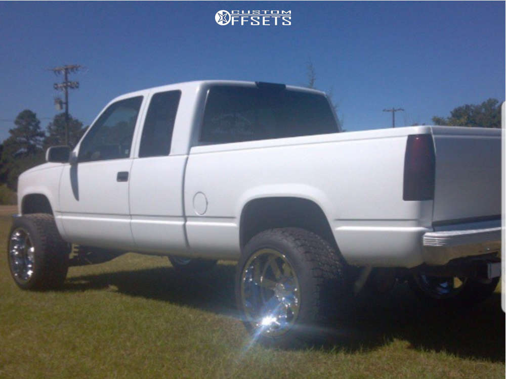 1996 GMC C1500 with 20x12 -44 Moto Metal Mo962 and 285/55R20 Nitto ...