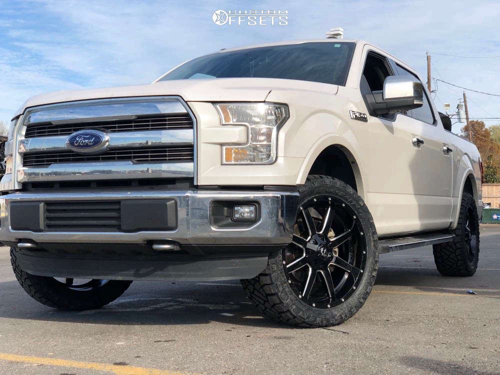 2015 Ford F-150 with 22x9.5 25 Fuel Maverick and 33/12.5R22 Nitto Ridge ...