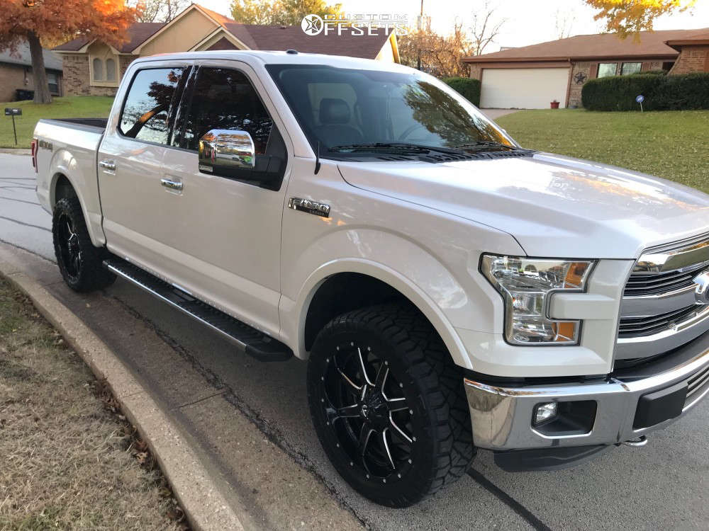 2015 Ford F-150 with 22x9.5 25 Fuel Maverick and 33/12.5R22 Nitto Ridge ...