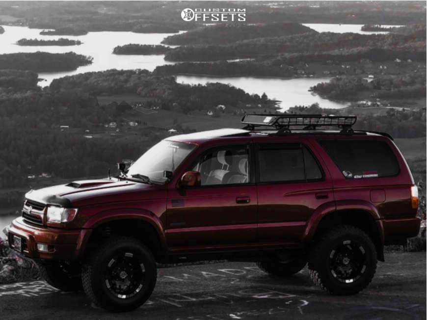 2002 Toyota 4Runner with 17x9 -12 Moto Metal Mo951 and 265/70R17 ...