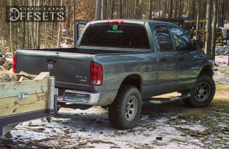 2005 Dodge Ram 1500 with 17x9 -6 Pro Comp Series 69 and 285/75R17 ...