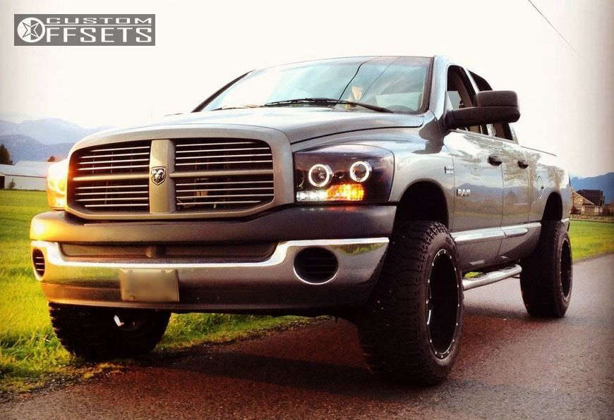 2008 Dodge Ram 1500 with 20x12 -44 Moto Metal MO962 and 305/55R20 Dick ...