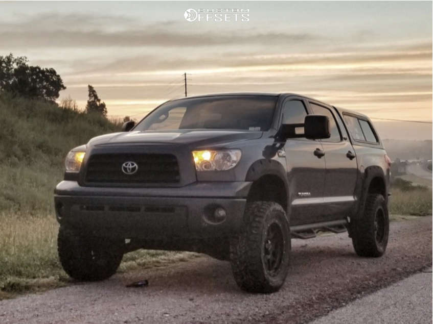 2008 Toyota Tundra with 20x9 6 Pro Comp Series 41 and 35/12.5R20 Toyo ...