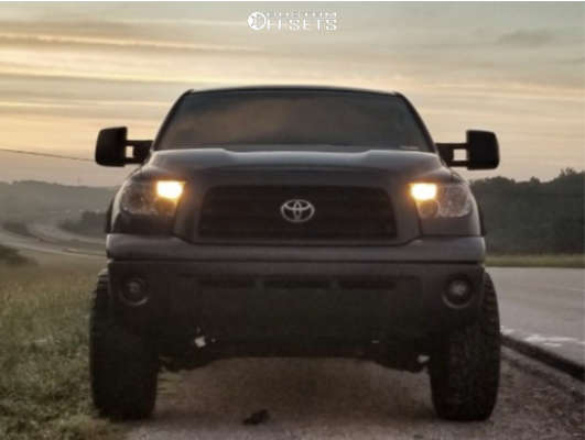 2008 Toyota Tundra with 20x9 6 Pro Comp Series 41 and 35/12.5R20 Toyo ...