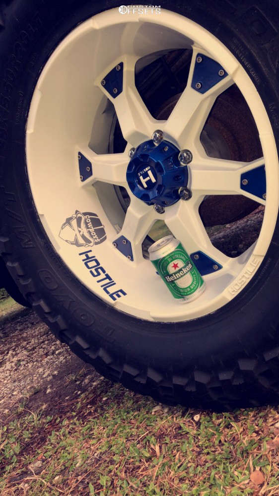 2009 Chevrolet Silverado 1500 with 20x10 -19 Hostile Knuckles and 38/15 ...