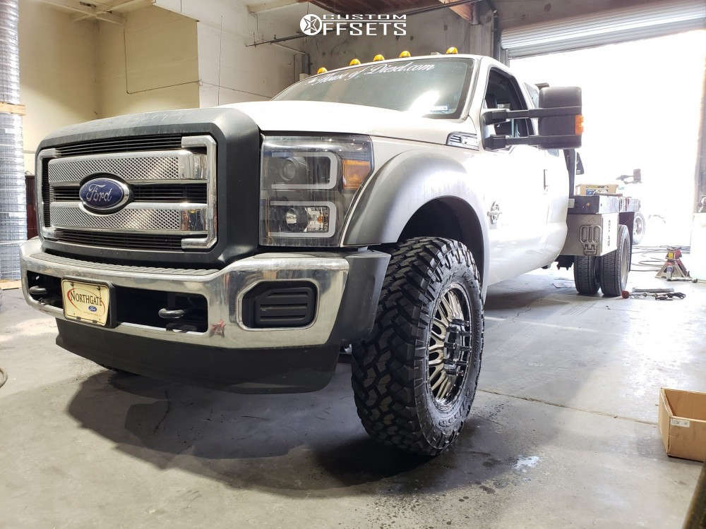 2016 Ford F-350 Super Duty with 20x8.25 -325 Fuel Forged Ff66d and 37/ ...