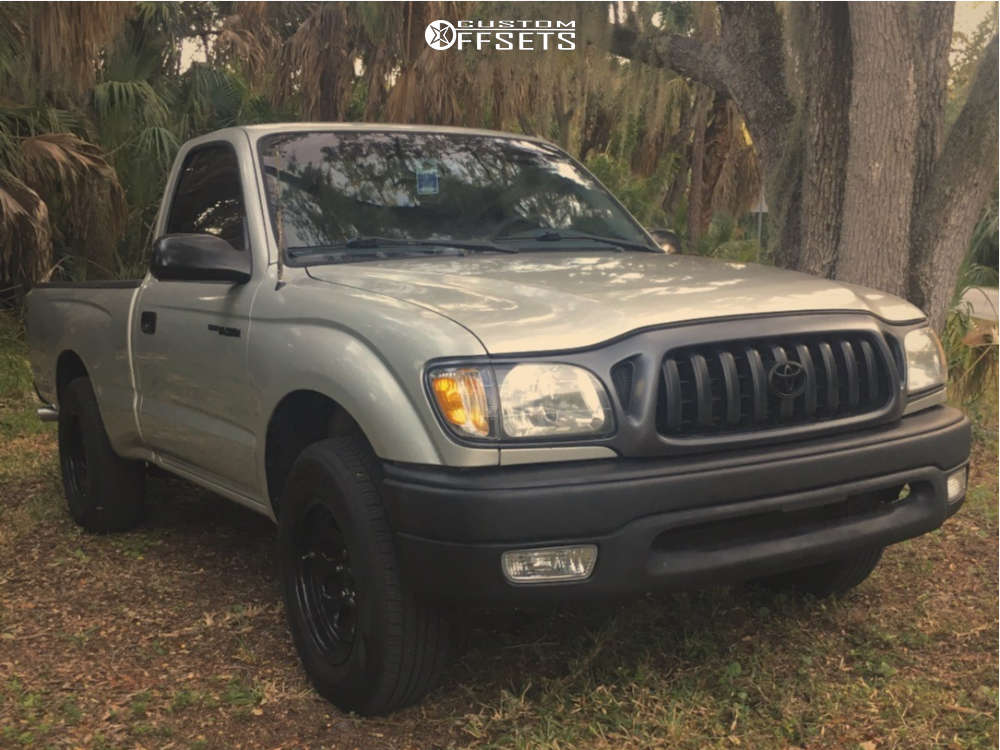 2001 Toyota Tacoma with 15x7 0 Pacer Soft 8 and 225/70R15 Hankook ...