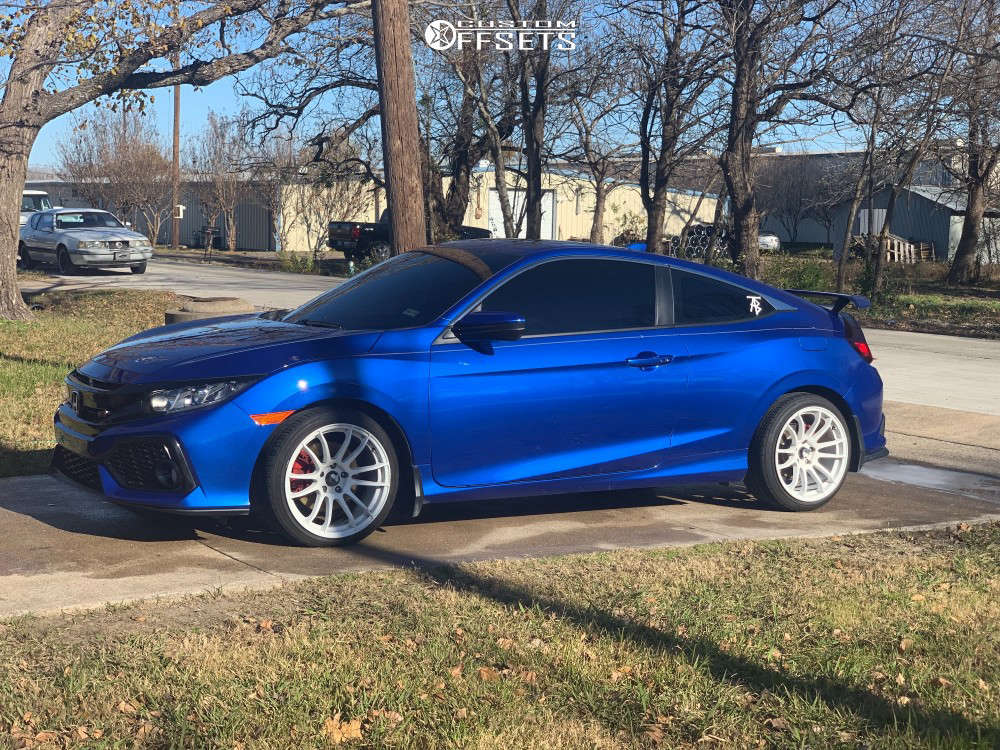 2017 Honda Civic with 18x9.5 35 AVID1 AV12 and 225/45R18 Accelera Alpha ...