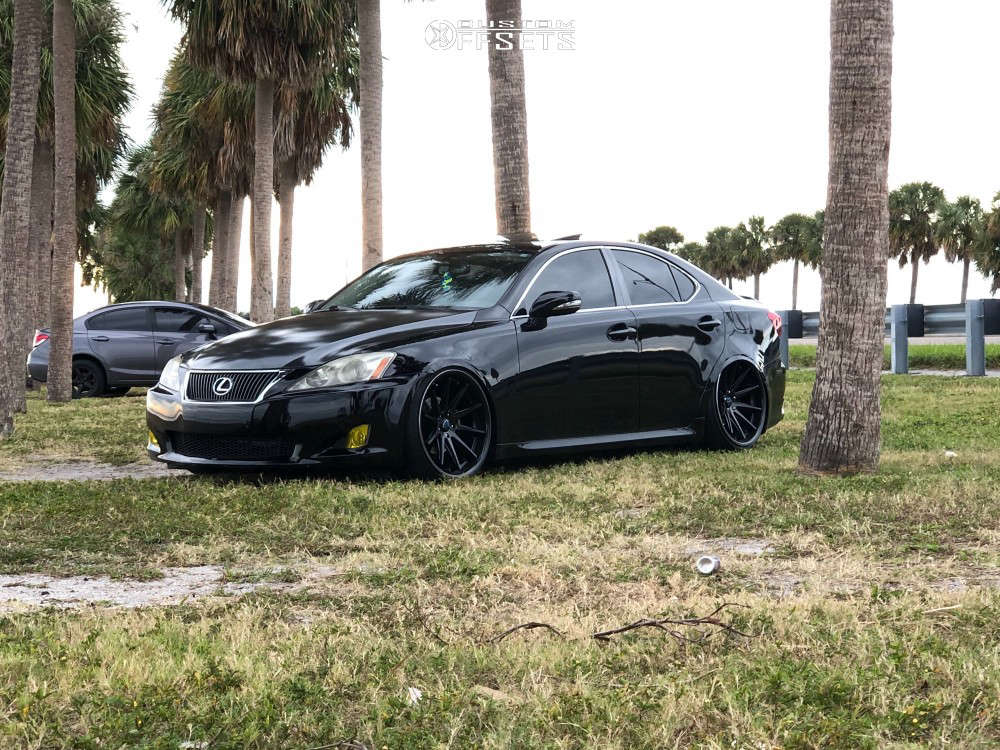 2009 Lexus IS250 with 20x10 40 Rohana Rc10 and 225/35R20 Pirelli ...