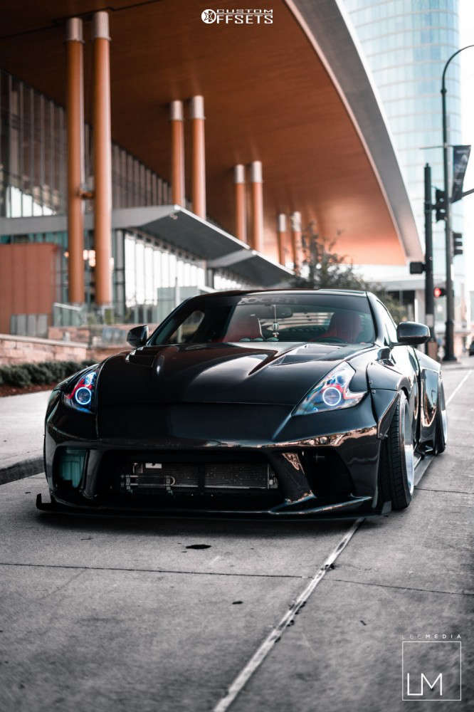 2016 Nissan 370Z with 18x12.5 -20 Art In Motion Ma5 and 285/35R18 ...