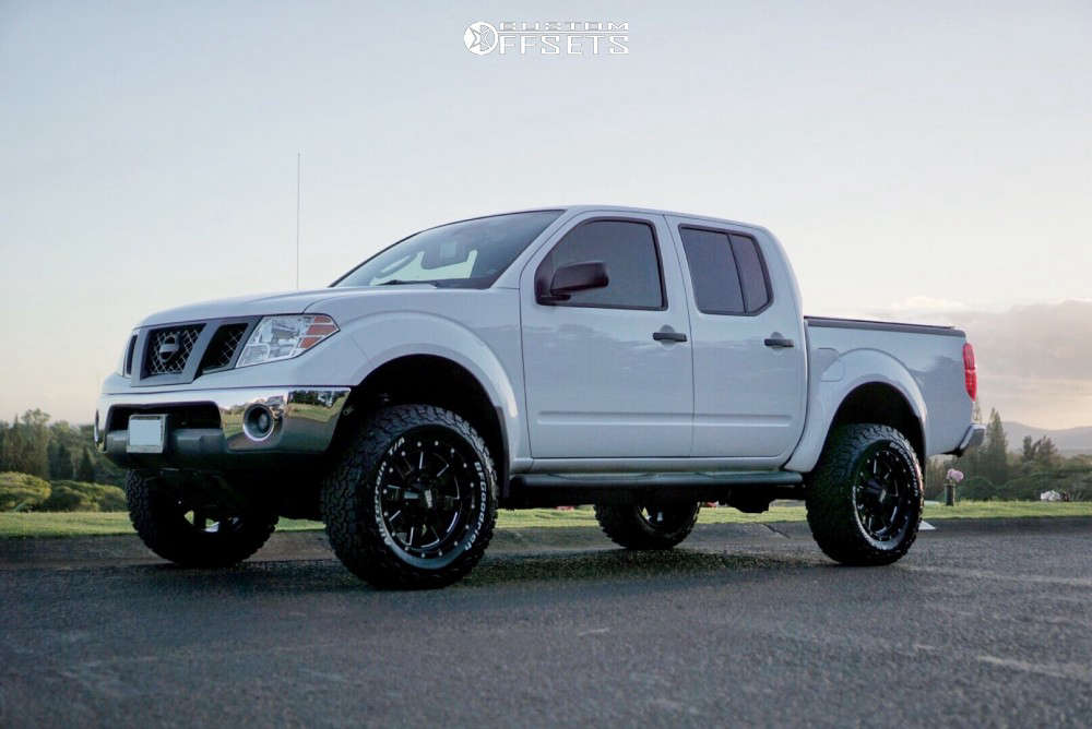 2011 Nissan Frontier with 18x9 0 Moto Metal Mo962 and 255/70R18 ...