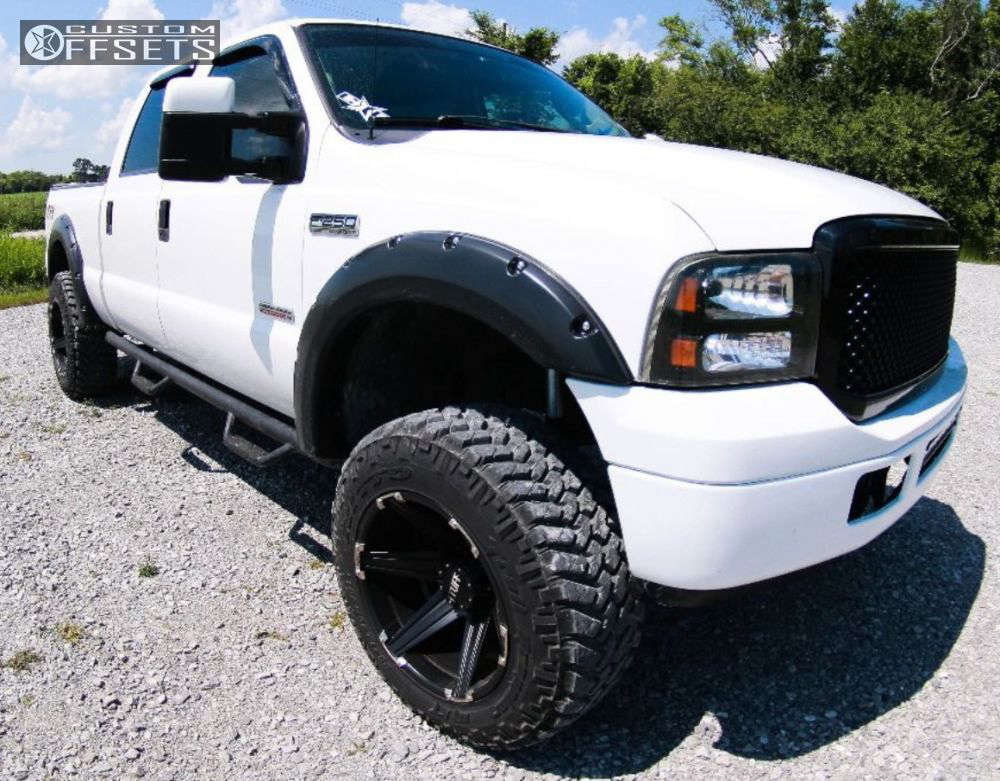 2004 Ford F-250 Super Duty with 20x12 -45 Tuff T12 and 35/12.5R20 Nitto ...