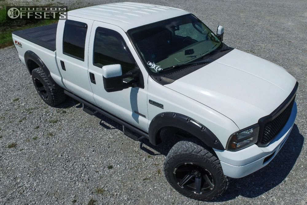 2004 Ford F-250 Super Duty with 20x12 -45 Tuff T12 and 35/12.5R20 Nitto ...