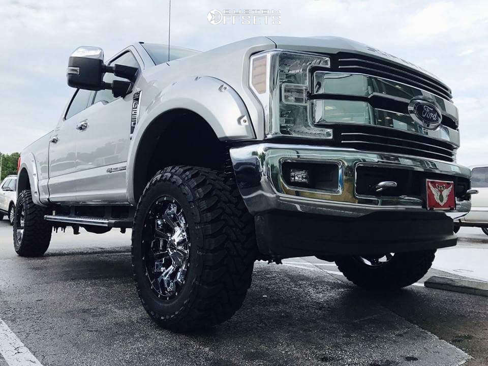 2018 Ford F-250 Super Duty with 20x10 -18 Fuel Assault D246 and 35/12.5R20 Toyo Tires Open ...
