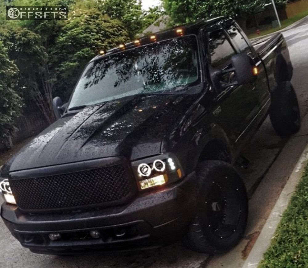 2004 Ford F-350 Super Duty with 20x10 -25 Xtreme Nx-1 and 305/55R20 ...