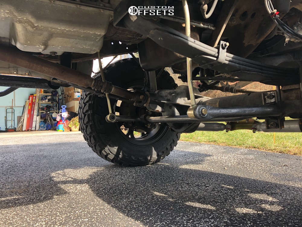 2003 Ford Excursion with 20x12 -44 Fuel Krank and 37/13.5R20 Toyo Tires ...