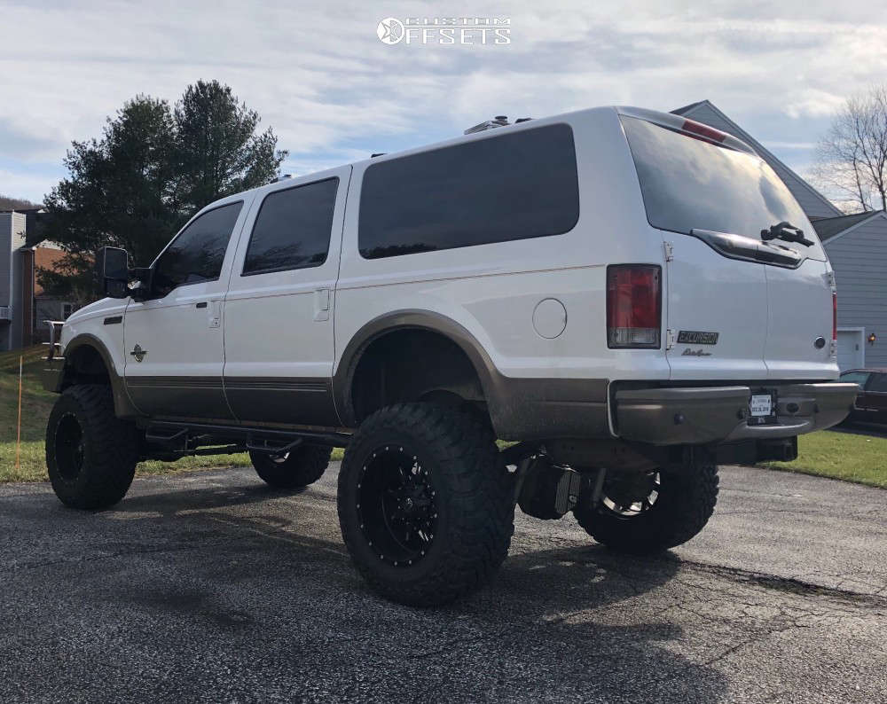 2003 Ford Excursion with 20x12 -44 Fuel Krank and 37/13.5R20 Toyo Tires ...