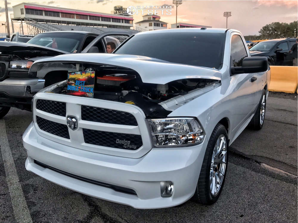 2015 Ram 1500 with 22x11 18 OE Performance 161 and 305/40R22 Delinte D8 ...