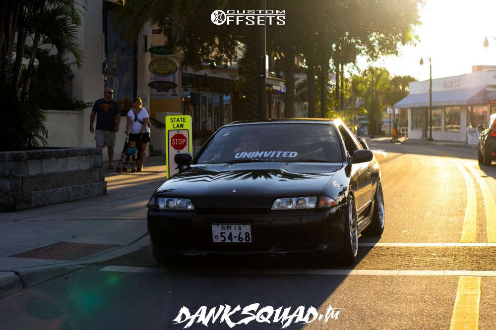 1991 Nissan Skyline R32 with 18x8 39 Weds Lxz and 225/35R18 Ohtsu Fp7000 and Coilovers | Custom ...