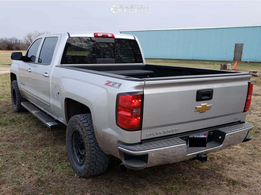 2014 Chevrolet Silverado 1500 with 18x9 0 Method Grid and 33/12.5R18 ...