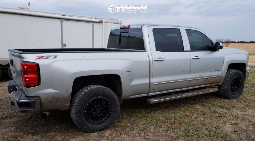 2014 Chevrolet Silverado 1500 with 18x9 0 Method Grid and 33/12.5R18 Nitto Ridge Grappler and ...