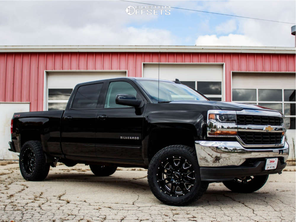 2018 Chevrolet Silverado 1500 with 20x10 -25 Ultra Hunter and 305/55R20 ...