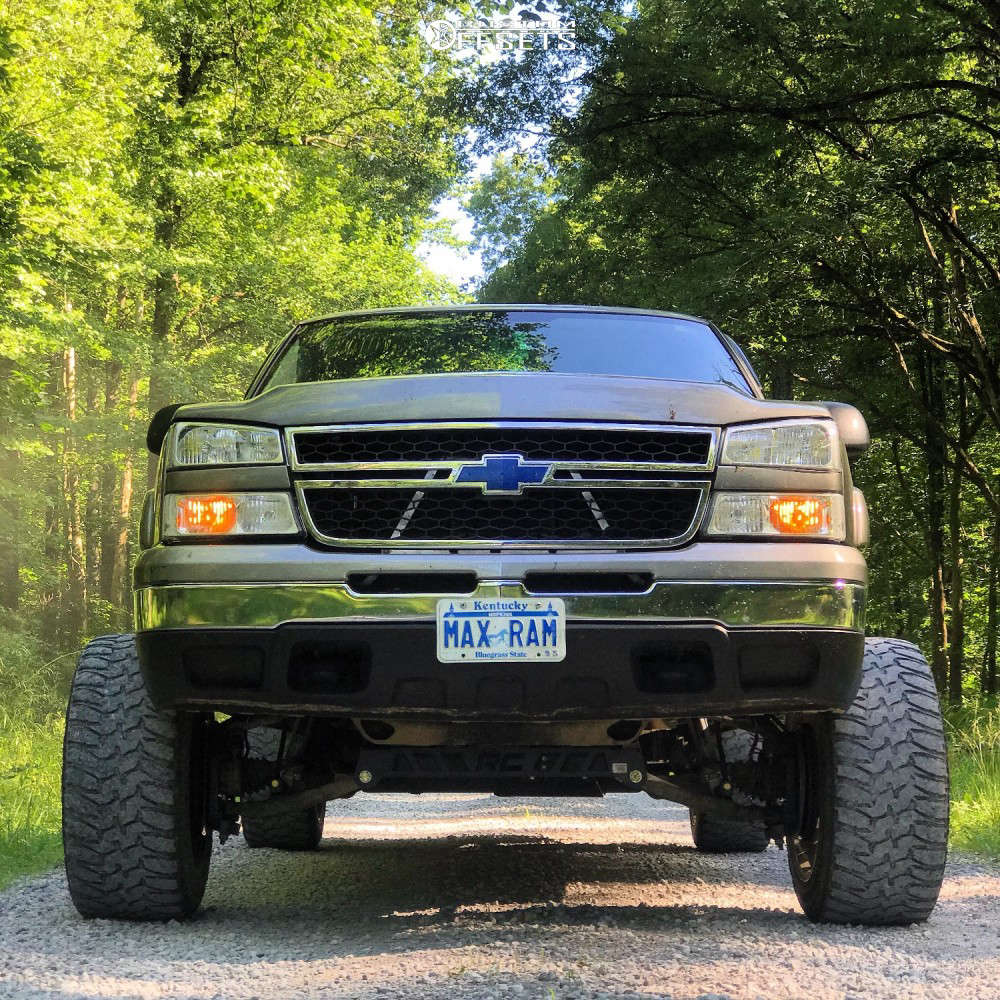 2006 Chevrolet Silverado 1500 with 20x12 -44 Scorpion Sc18 and 305 ...