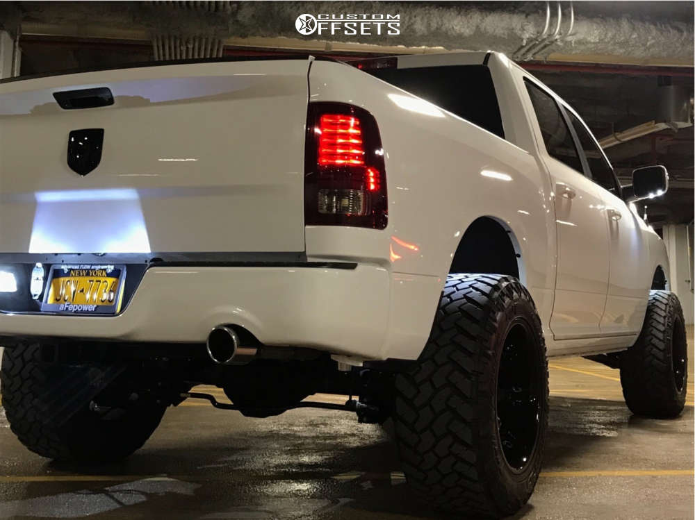 2018 Ram 1500 with 20x12 -44 Fuel Octane and 35/12.5R20 Nitto Trail ...