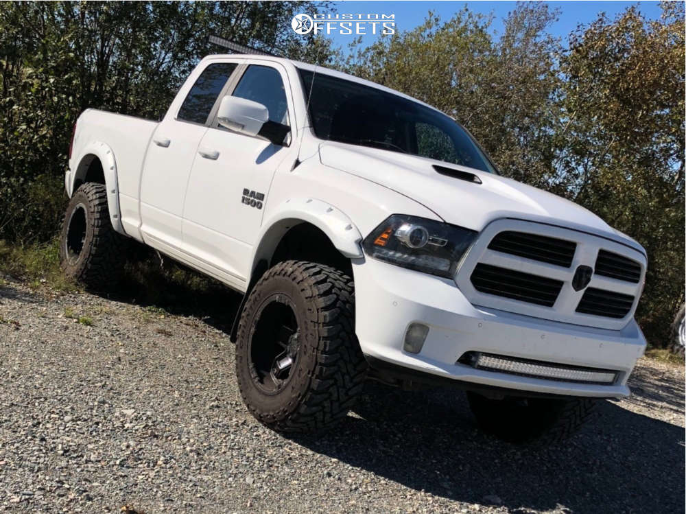 2014 Ram 1500 with 20x12 -44 Tuff T10 and 37/13.5R20 Toyo Tires Open ...