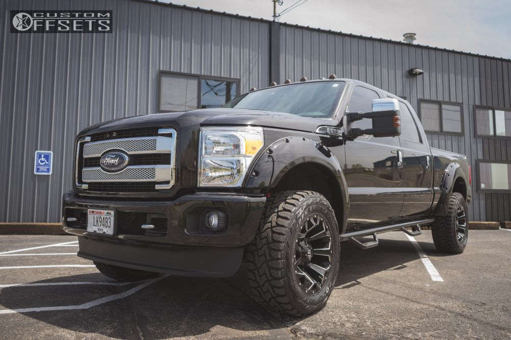 2016 Ford F-250 Super Duty with 20x10 -18 Fuel Assault and 35/12.5R20 ...