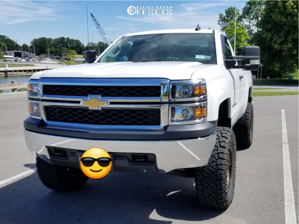 2015 Chevrolet Silverado 1500 with 18x9 -12 Raceline Defender and 35/12 ...