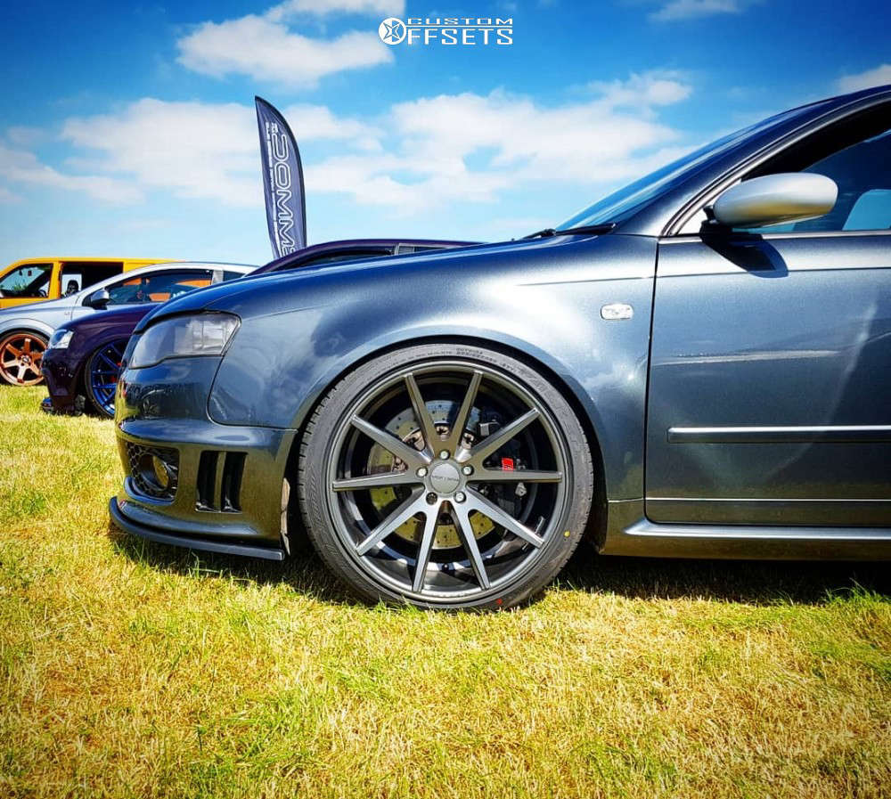 2007 Audi RS4 with 20x10 20 Vossen Vfs1 and 255/35R20 Falken Azenis ...