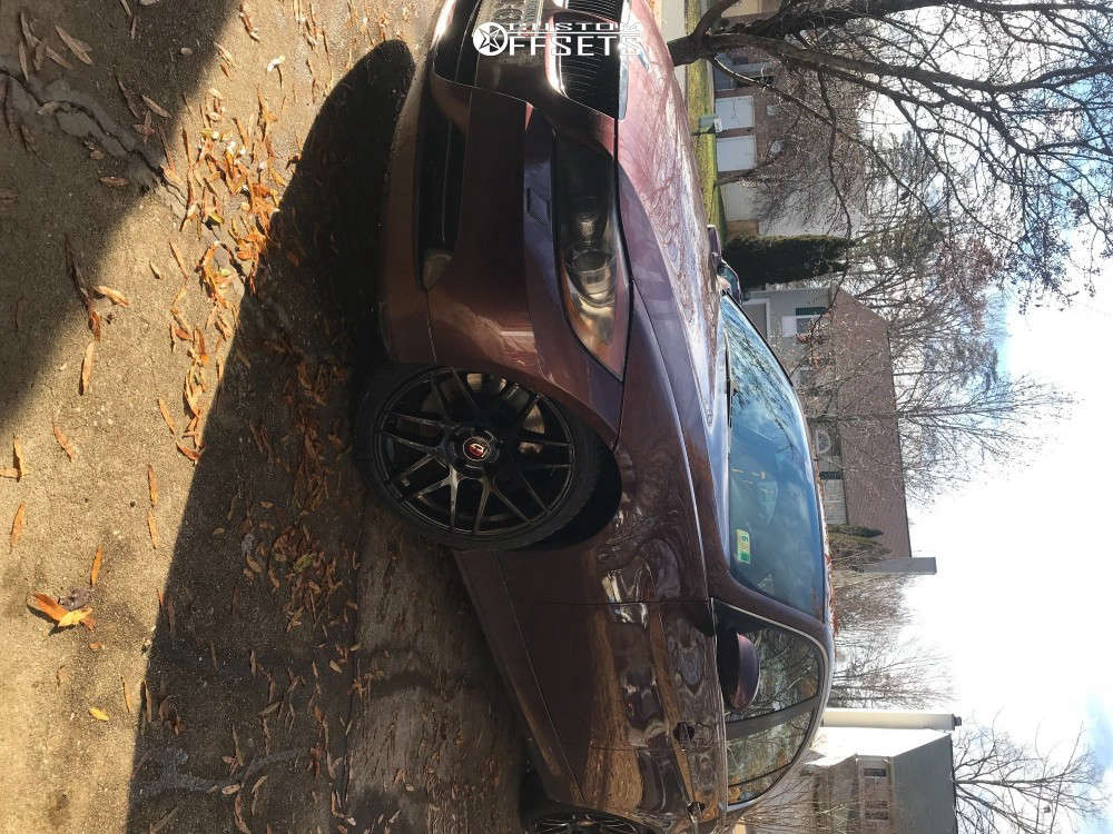 2006 BMW 330xi with 18x8.5 35 Curva C300 and 225/40R18 Sumitomo Htr A/s ...