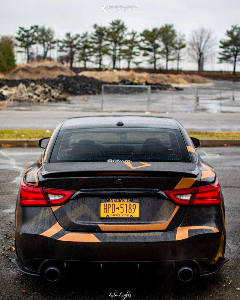 2016 Nissan Maxima with 20x9 35 Ferrada FR2 and 245/35R20 Vercelli ...