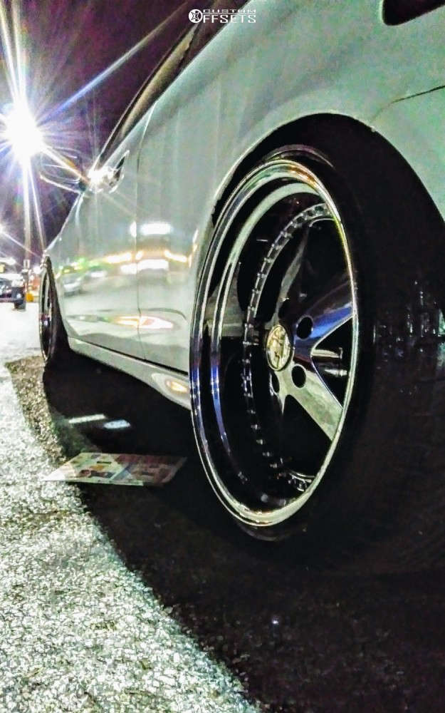 2004 Acura RSX with 18x9.5 35 ESR SR04 and 225/25R18 Sumitomo Htr Z and ...