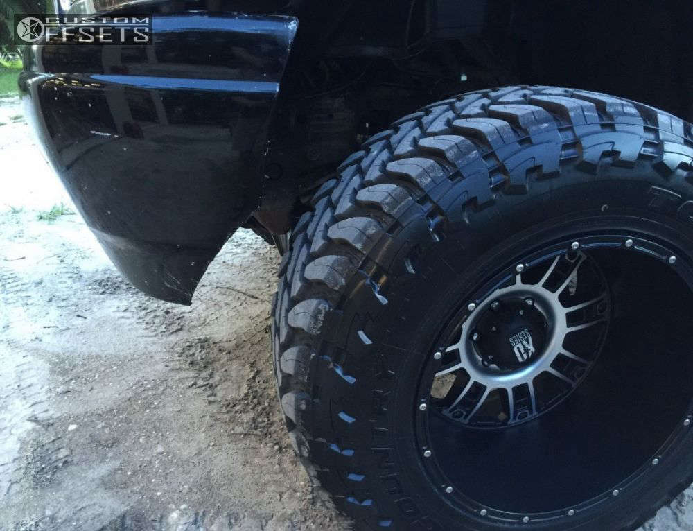 2000 GMC Sierra 1500 with 20x14 -76 XD Riot and 37/13.5R20 Toyo Tires ...