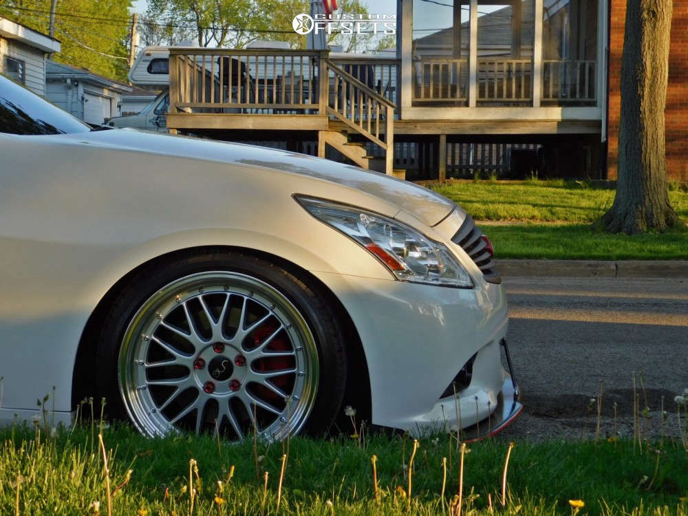 2013 INFINITI G37 with 19x9.5 35 JNC JNC005 and 225/40R19 Westlake Sa07 ...