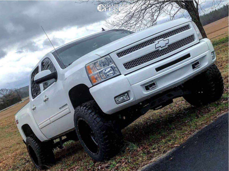 2011 Chevrolet Silverado 1500 with 20x12 -44 Fuel Stroke and 35/12.5R20 ...