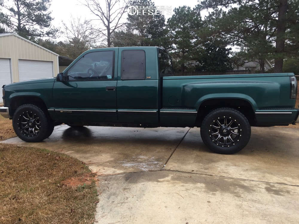 1996 Chevrolet C1500 with 18x9 -12 Fuel Vandal and 265/60R18 Nitto ...