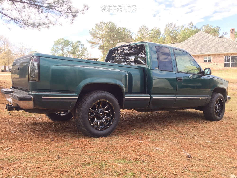 1996 Chevrolet C1500 with 18x9 -12 Fuel Vandal and 265/60R18 Nitto ...