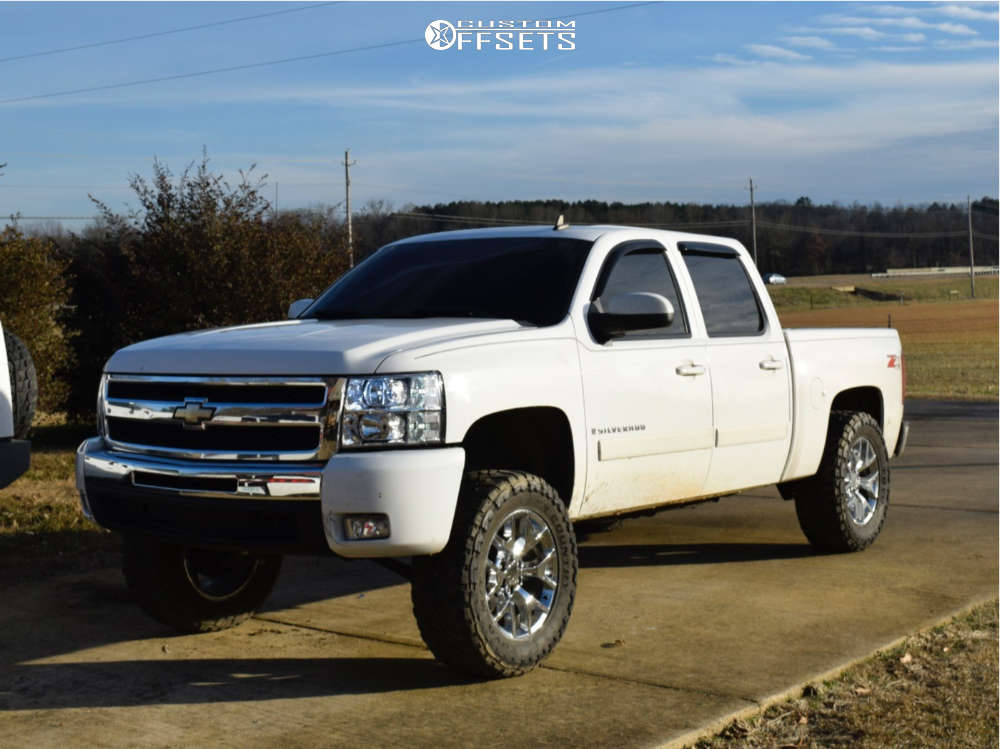 2008 Chevrolet Silverado 1500 with 20x9 24 OEM Wheels Spaced Out ...