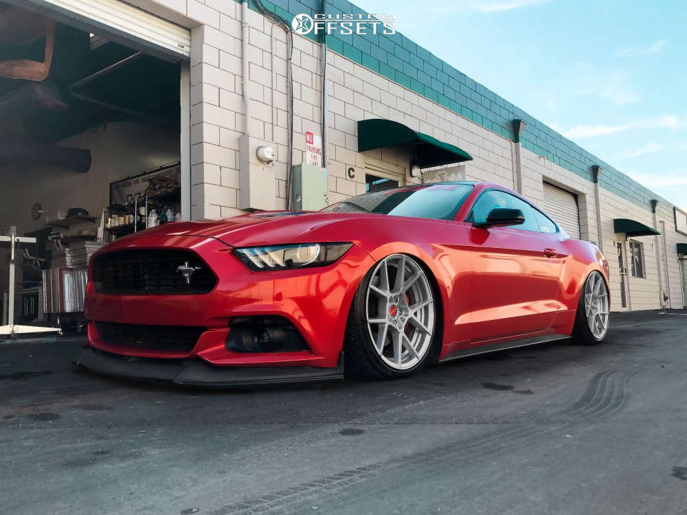 2017 Ford Mustang with 20x9.5 35 Rotiform Kps and 245/35R20 Lexani Lx-twenty and Air Suspension ...