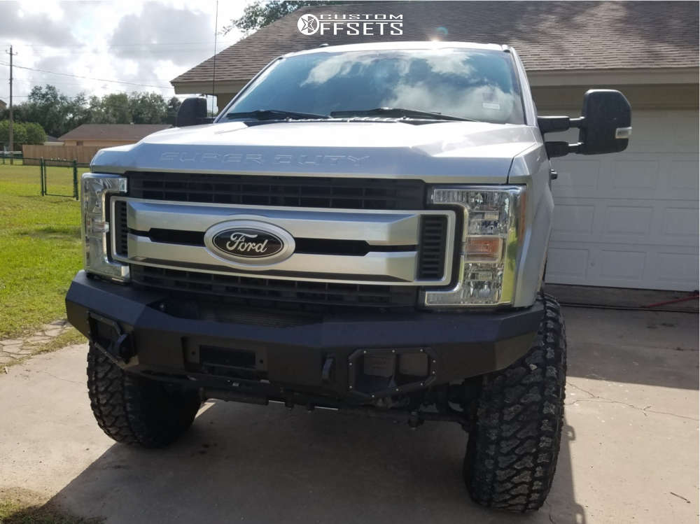 2017 Ford F-350 Super Duty with 17x9 -12 Method The Standard and 40/13 ...