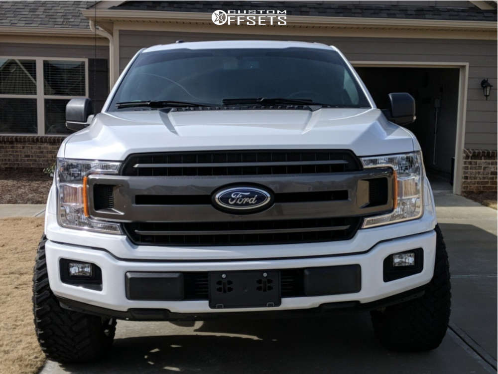 2018 Ford F-150 with 20x10 -19 Ballistic Rage and 33/12.5R20 Atturo Trail Blade Mt and Leveling ...