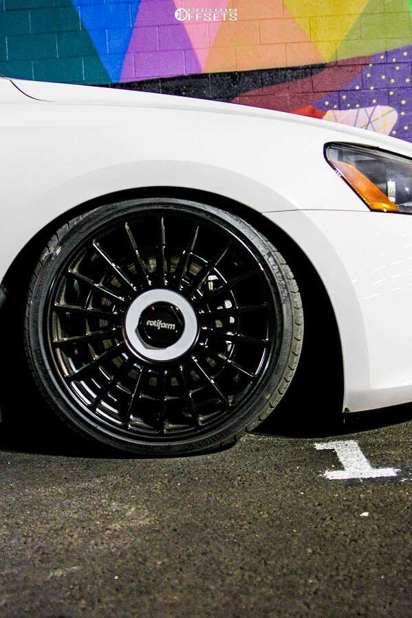 2013 Volkswagen Passat with 18x8.5 35 Rotiform Las-r and 225/25R18 ...