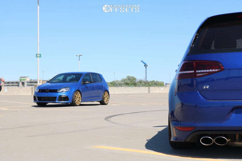 2016 Volkswagen Golf R with 19x8.5 45 Rotiform Kps and 215/35R19 ...