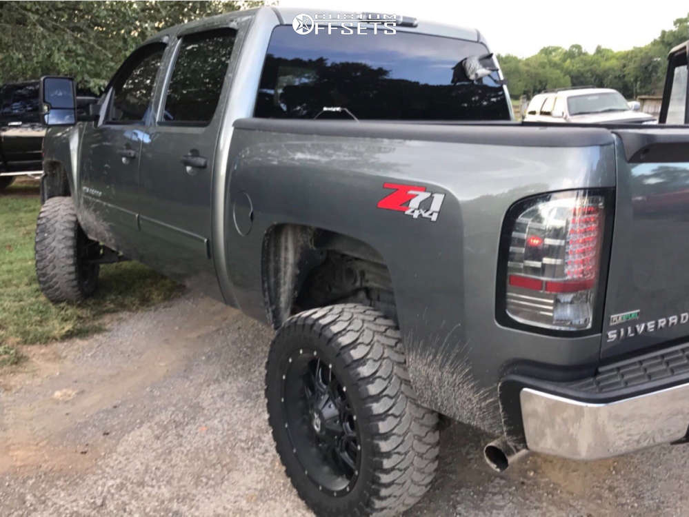 2011 Chevrolet Silverado 1500 with 20x10 -19 Dropstars 645b and 305 ...